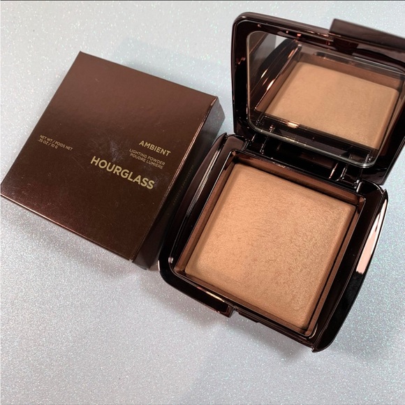 Hourglass | Makeup | Hourglass Ambient Lighting Powder Radiant Light ...